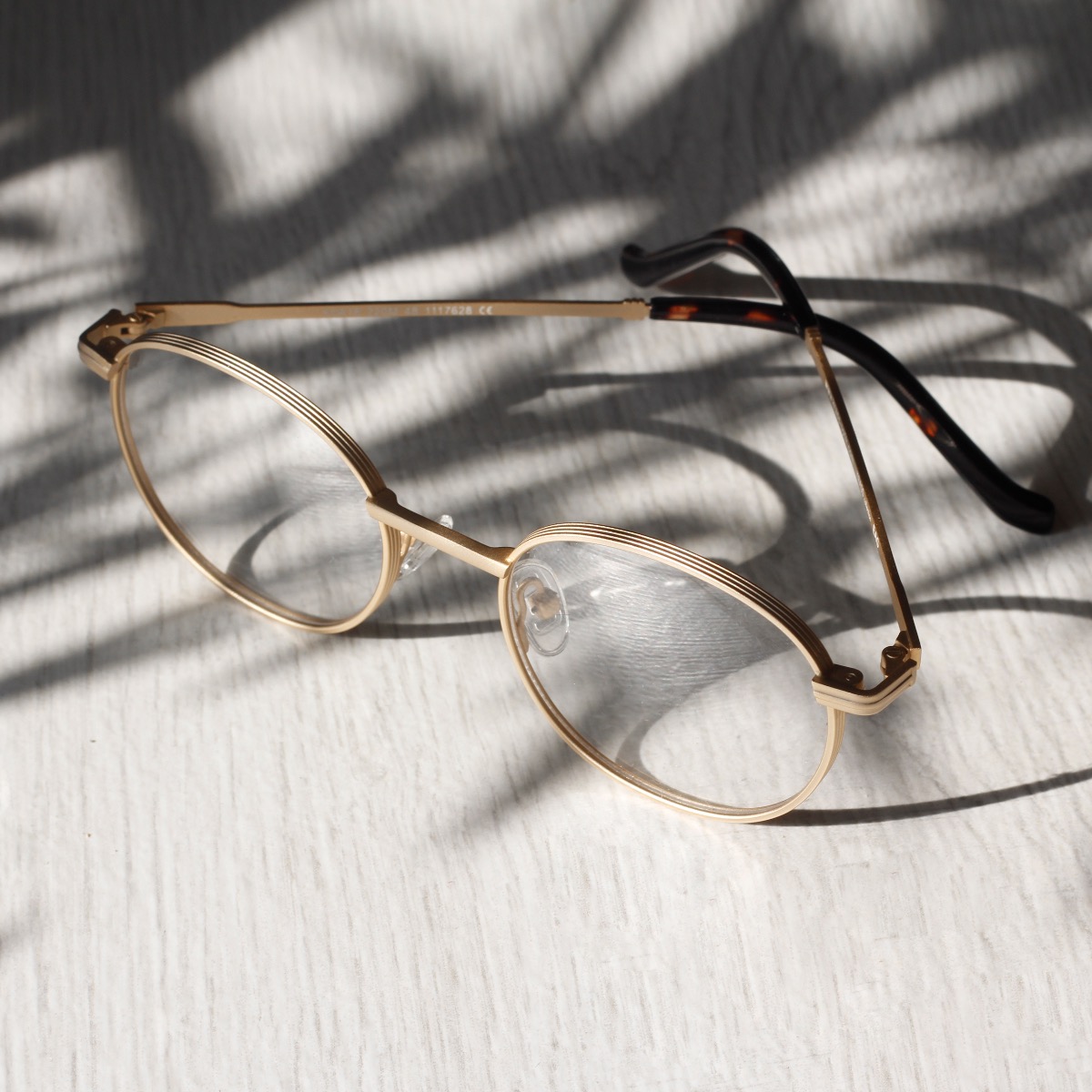 Brillen, Sonnenbrillen & Kontaktlinsen online kaufen | KRASS Optik