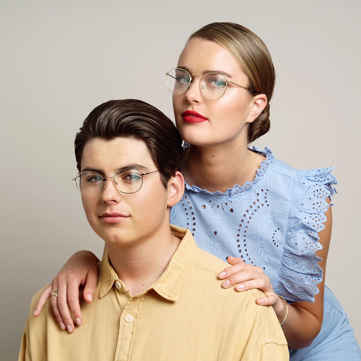 Brillen, Sonnenbrillen & Kontaktlinsen online kaufen | KRASS Optik