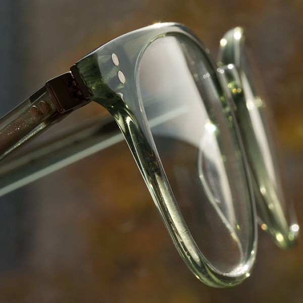 Brillen, Sonnenbrillen & Kontaktlinsen online kaufen | KRASS Optik